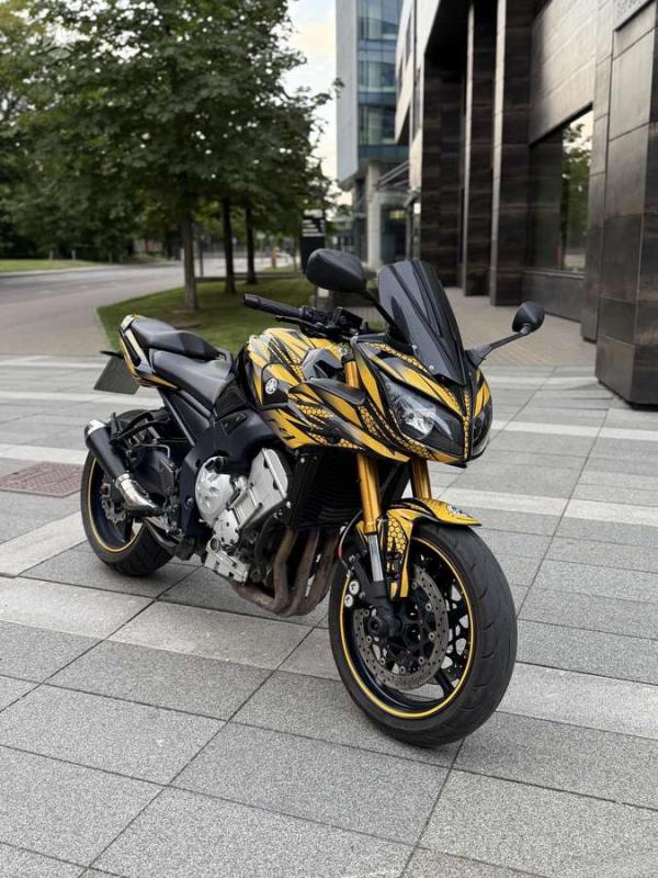 Ямаха FZ1 2006 в Вильнюс, объемом двигателя 1.00 л и пробегом 70 тыс. км за 3700 €, фото 11 на AUTOMOTO.COM.LV