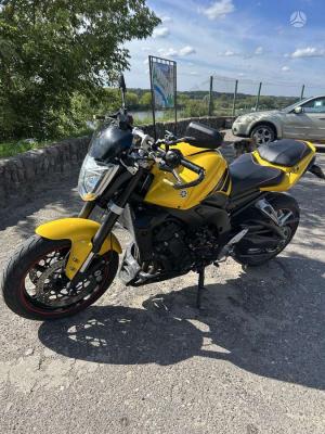 Yamaha FZ1 2006 in Kaunas, with an engine capacity of 1.00 L and mileage of 45 thousand km for 3500 €, photo 5 on AUTOMOTO.COM.LV