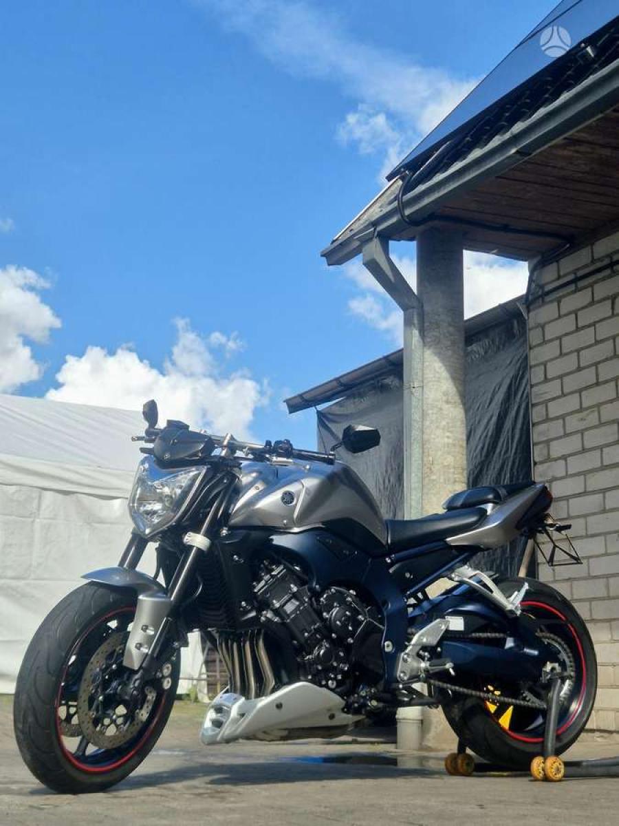 Ямаха FZ1 2006 в Пренай, объемом двигателя 1.00 л и пробегом 38 тыс. км за 3950 €, фото 1 на AUTOMOTO.COM.LV