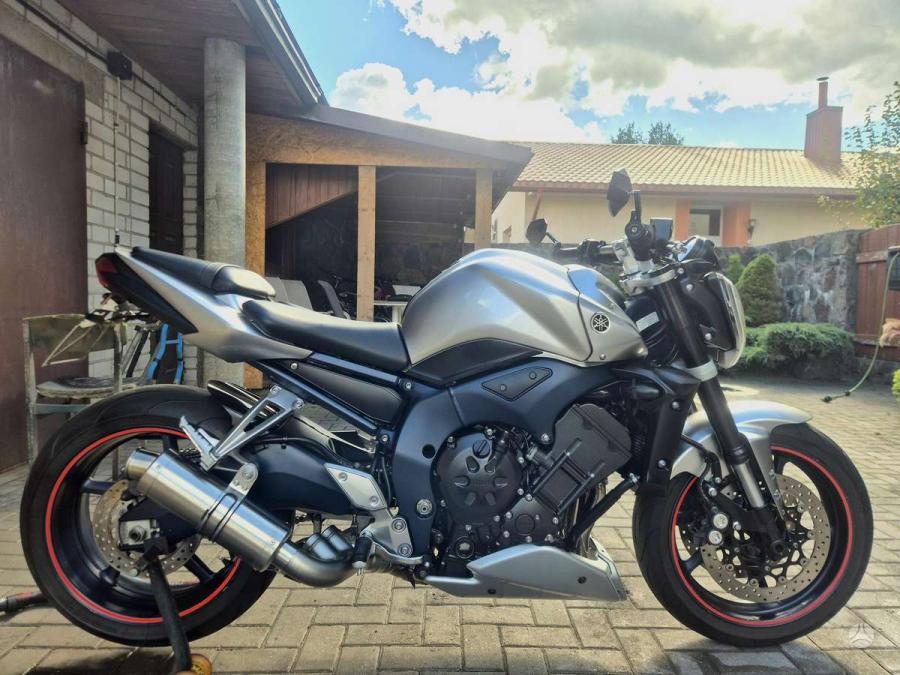 Ямаха FZ1 2006 в Пренай, объемом двигателя 1.00 л и пробегом 38 тыс. км за 3950 €, фото 7 на AUTOMOTO.COM.LV