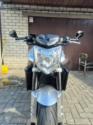 Ямаха FZ1 2006 в Пренай, объемом двигателя 1.00 л и пробегом 38 тыс. км за 3950 €, фото 12 на AUTOMOTO.COM.LV