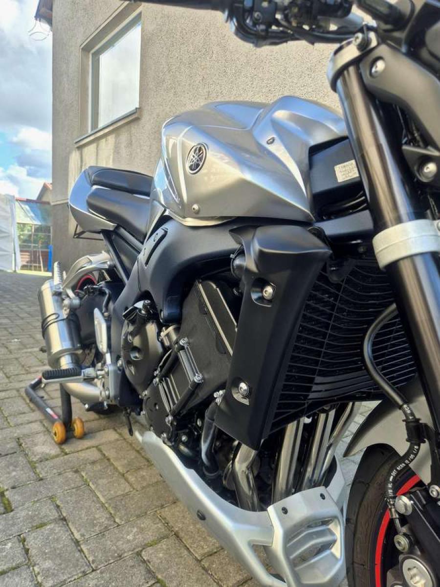 Ямаха FZ1 2006 в Пренай, объемом двигателя 1.00 л и пробегом 38 тыс. км за 3950 €, фото 15 на AUTOMOTO.COM.LV
