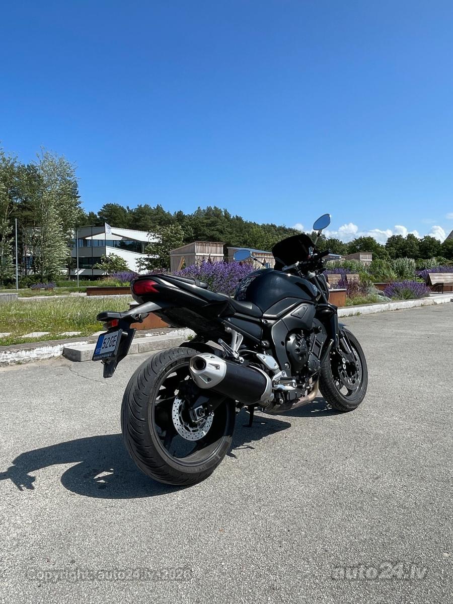 Yamaha FZ1 2007 in Tallinn, with an engine capacity of 1.00 L and mileage of 49 thousand km for 4700 €, photo 7 on AUTOMOTO.COM.LV