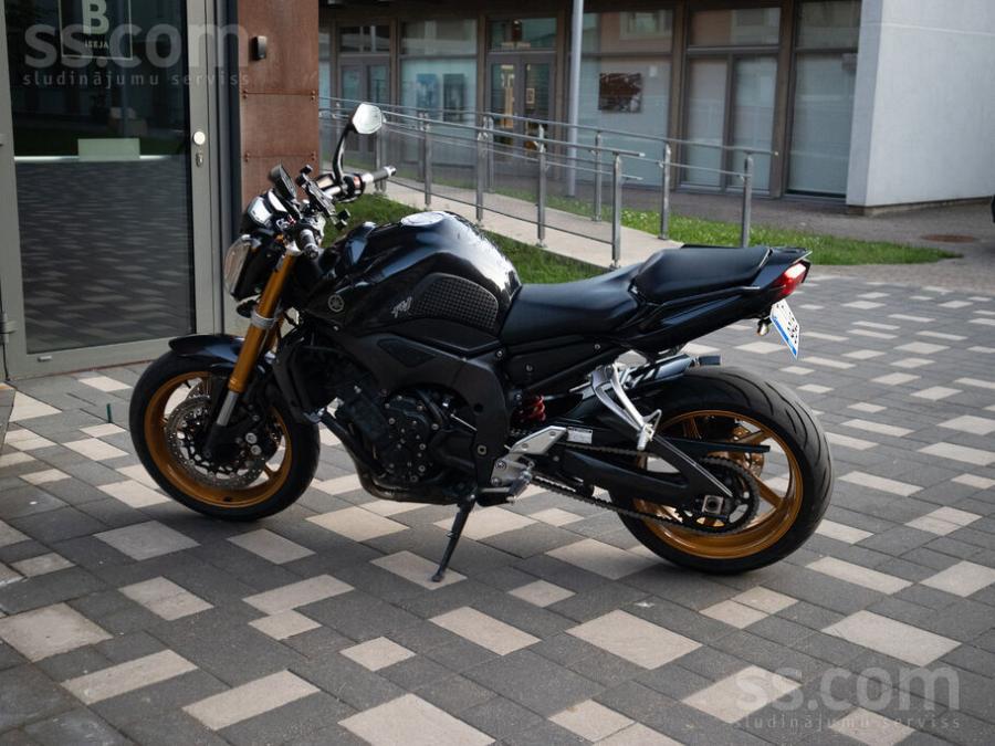 Yamaha FZ1 2007 in Liepaja, with an engine capacity of 1.00 L and mileage of 0 thousand km for 4200 €, photo 4 on AUTOMOTO.COM.LV