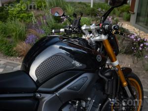 Yamaha FZ1 2007 in Liepaja, with an engine capacity of 1.00 L and mileage of 0 thousand km for 4200 €, photo 11 on AUTOMOTO.COM.LV