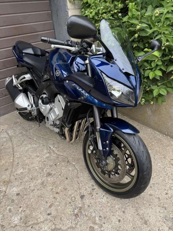 Ямаха FZ1 2008 в Пренай, объемом двигателя 1.00 л и пробегом 35 тыс. км за 4099 €, фото 1 на AUTOMOTO.COM.LV