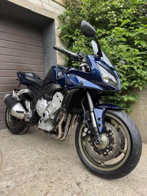 Yamaha FZ1 2008 in Prienai, with an engine capacity of 1.00 L and mileage of 35 thousand km for 4099 €, photo 4 on AUTOMOTO.COM.LV