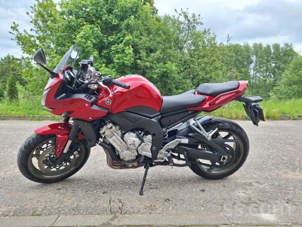 Ямаха FZ1 2008 в Алуксне, объемом двигателя 1.00 л и пробегом 0 тыс. км за 3350 €, фото 2 на AUTOMOTO.COM.LV