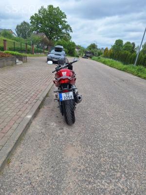 Ямаха FZ1 2008 в Алуксне, объемом двигателя 1.00 л и пробегом 0 тыс. км за 3350 €, фото 5 на AUTOMOTO.COM.LV