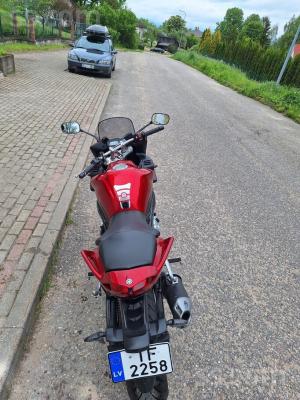Ямаха FZ1 2008 в Алуксне, объемом двигателя 1.00 л и пробегом 0 тыс. км за 3350 €, фото 6 на AUTOMOTO.COM.LV