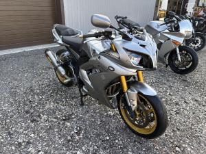 Yamaha FZ1 2008 Kelmė, ar dzinēja tilpumu 1.00 L un nobraukumu 32 tūkst. km par 2230 €, foto  vietnē AUTOMOTO.COM.LV