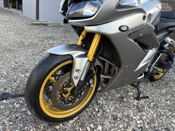 Yamaha FZ1 2008 Kelmė, ar dzinēja tilpumu 1.00 L un nobraukumu 32 tūkst. km par 2230 €, foto 9 vietnē AUTOMOTO.COM.LV