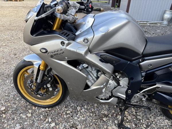 Yamaha FZ1 2008 Kelmė, ar dzinēja tilpumu 1.00 L un nobraukumu 32 tūkst. km par 2230 €, foto 10 vietnē AUTOMOTO.COM.LV