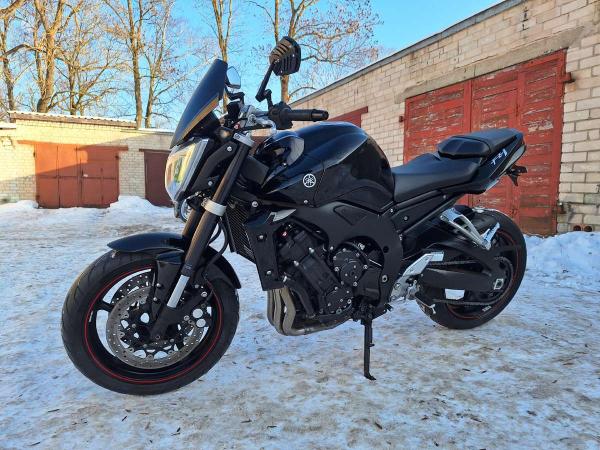 Ямаха FZ1 2009 в Пренай, объемом двигателя 1.00 л и пробегом 27 тыс. км за 4150 €, фото 1 на AUTOMOTO.COM.LV