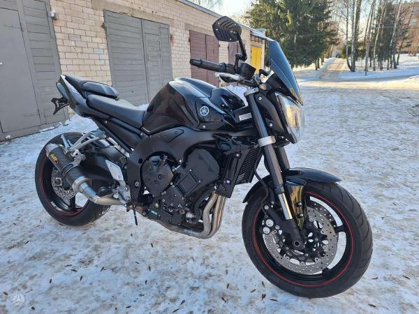 Yamaha FZ1 2009 in Prienai, with an engine capacity of 1.00 L and mileage of 27 thousand km for 4150 €, photo 11 on AUTOMOTO.COM.LV