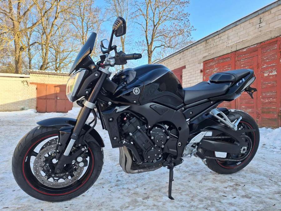 Ямаха FZ1 2009 в Пренай, объемом двигателя 1.00 л и пробегом 27 тыс. км за 4150 €, фото 17 на AUTOMOTO.COM.LV