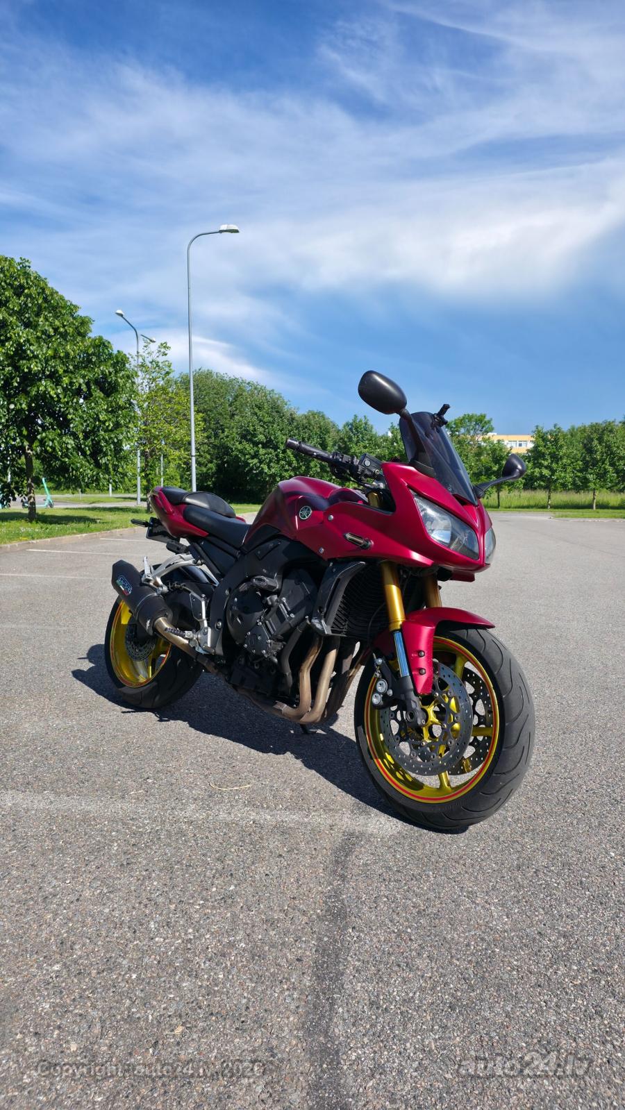 Red Yamaha FZ1 2006 in Tallinn, with an engine capacity of 1.00 L and mileage of 40 thousand km for 2900 €, photo 1 on AUTOMOTO.COM.LV