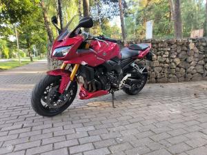 Красный Ямаха FZ1 2006 в Мажейкяй, объемом двигателя 1.00 л и пробегом 27 тыс. км за 4700 €, фото 4 на AUTOMOTO.COM.LV