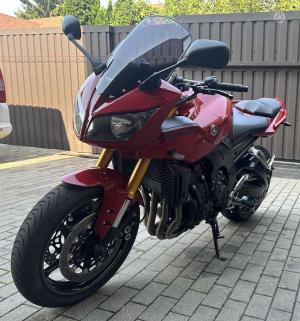 Red Yamaha FZ1 2008 in Kaunas, with an engine capacity of 1.00 L and mileage of 55 thousand km for 4150 €, photo 4 on AUTOMOTO.COM.LV