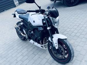 White Yamaha FZ1 2008 in Utena, with an engine capacity of 1.00 L and mileage of 43 thousand km for 3700 €, photo  on AUTOMOTO.COM.LV