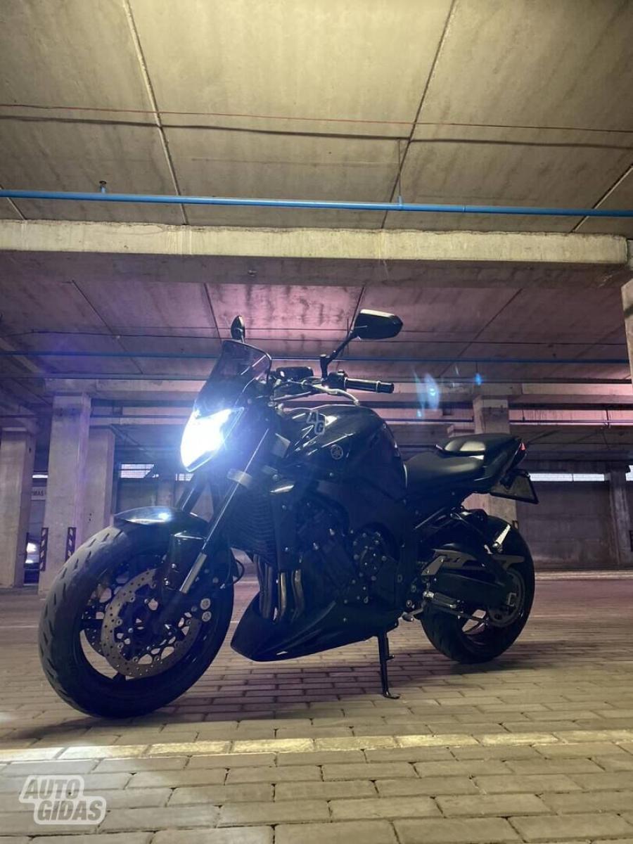 Black Yamaha FZ1N 2007 in Siauliai, with an engine capacity of 1.00 L and mileage of 57 thousand km for 6999 €, photo 3 on AUTOMOTO.COM.LV