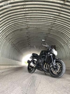 Black Yamaha FZ1N 2007 in Siauliai, with an engine capacity of 1.00 L and mileage of 57 thousand km for 6999 €, photo 6 on AUTOMOTO.COM.LV