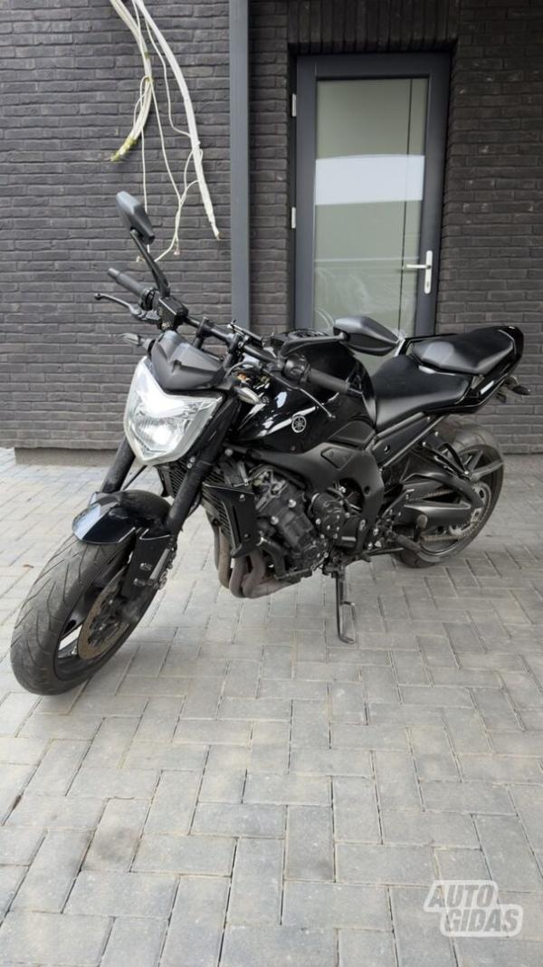 Melns Yamaha FZ1N 2008 Kauņa, ar dzinēja tilpumu 1.00 L un nobraukumu 60 tūkst. km par 4000 €, foto 1 vietnē AUTOMOTO.COM.LV