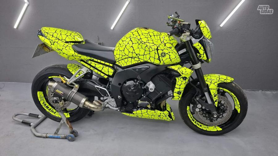 Melns Yamaha FZ1N 2009 Viļņa, ar dzinēja tilpumu 1.00 L un nobraukumu 41 tūkst. km par 4999 €, foto 1 vietnē AUTOMOTO.COM.LV