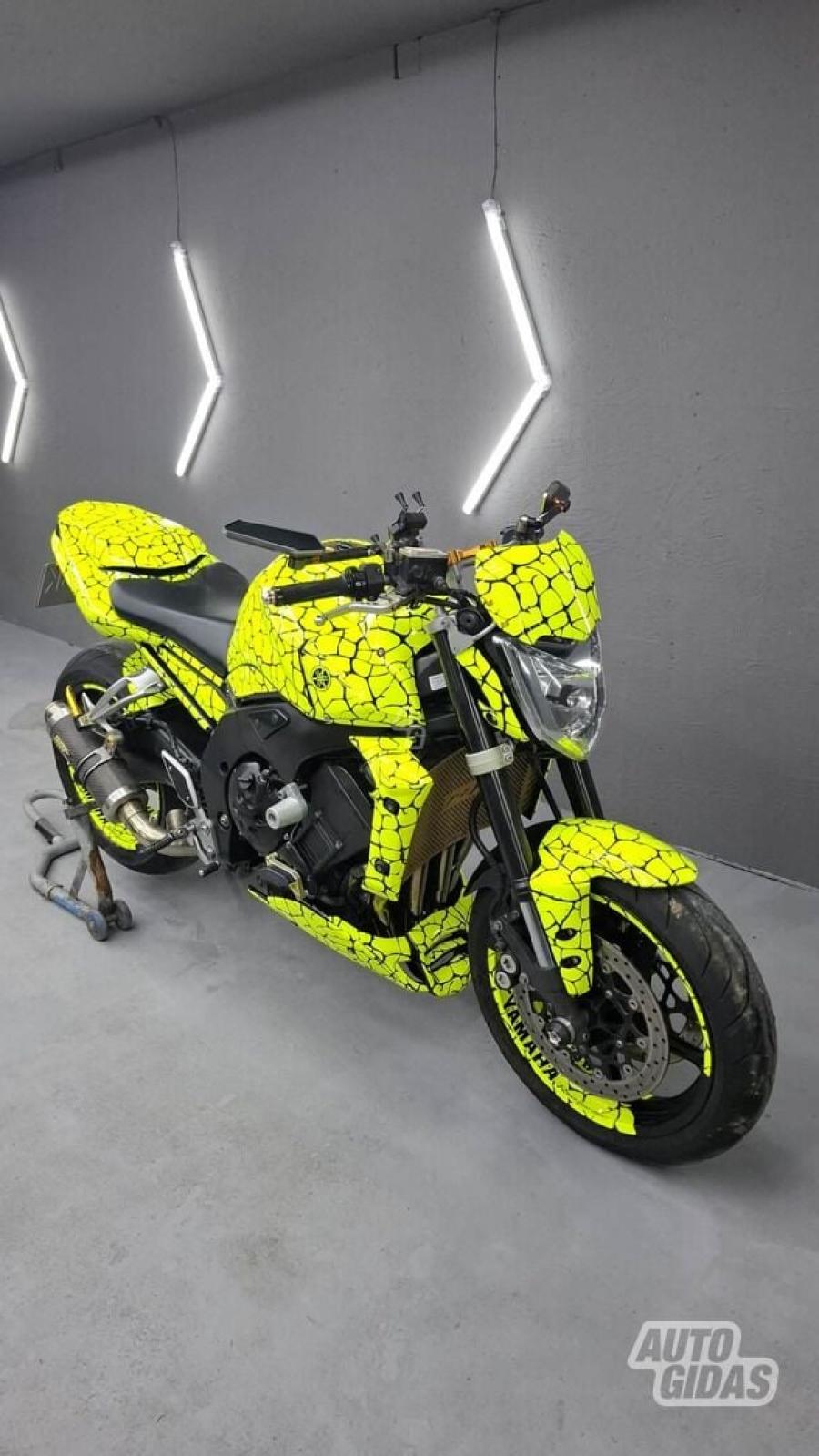 Melns Yamaha FZ1N 2009 Viļņa, ar dzinēja tilpumu 1.00 L un nobraukumu 41 tūkst. km par 4999 €, foto 3 vietnē AUTOMOTO.COM.LV