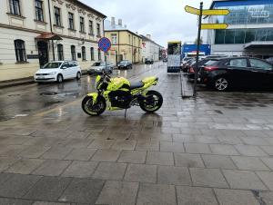 Melns Yamaha FZ1N 2009 Viļņa, ar dzinēja tilpumu 1.00 L un nobraukumu 41 tūkst. km par 4999 €, foto 6 vietnē AUTOMOTO.COM.LV