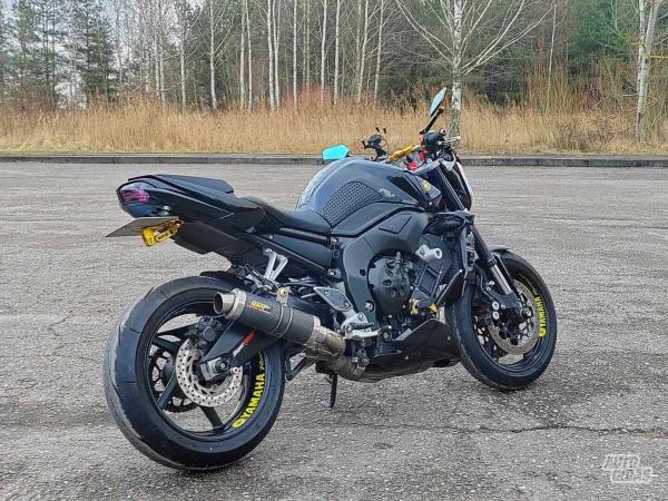 Melns Yamaha FZ1N 2009 Viļņa, ar dzinēja tilpumu 1.00 L un nobraukumu 41 tūkst. km par 4999 €, foto 7 vietnē AUTOMOTO.COM.LV