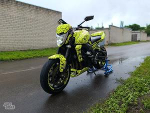 Melns Yamaha FZ1N 2009 Viļņa, ar dzinēja tilpumu 1.00 L un nobraukumu 41 tūkst. km par 4999 €, foto 11 vietnē AUTOMOTO.COM.LV