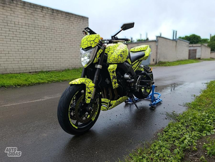 Melns Yamaha FZ1N 2009 Viļņa, ar dzinēja tilpumu 1.00 L un nobraukumu 41 tūkst. km par 4999 €, foto 11 vietnē AUTOMOTO.COM.LV