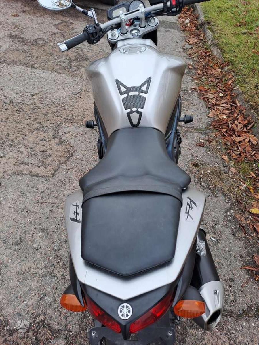 Grey Yamaha FZ1N 2006 in Panevezys, with an engine capacity of 1.00 L and mileage of 56 thousand km for 3500 €, photo 10 on AUTOMOTO.COM.LV