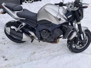 Pelēks Yamaha FZ1N 2006 Panevēža, ar dzinēja tilpumu 1.00 L un nobraukumu 58 tūkst. km par 3500 €, foto 3 vietnē AUTOMOTO.COM.LV