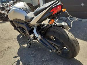 Серый Ямаха FZ1N 2006 в Паневежис, объемом двигателя 1.00 л и пробегом 56 тыс. км за 3450 €, фото 4 на AUTOMOTO.COM.LV