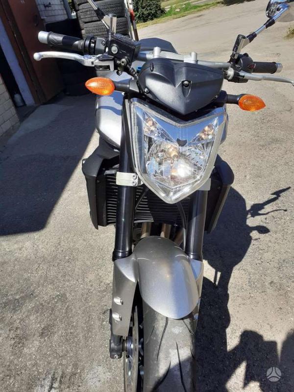 Серый Ямаха FZ1N 2006 в Паневежис, объемом двигателя 1.00 л и пробегом 56 тыс. км за 3450 €, фото 7 на AUTOMOTO.COM.LV