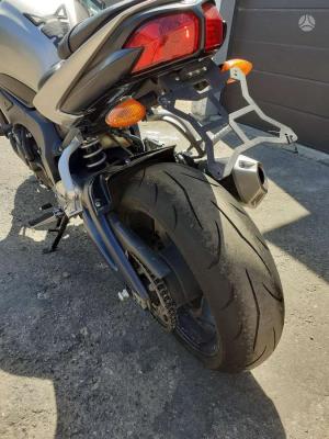 Серый Ямаха FZ1N 2006 в Паневежис, объемом двигателя 1.00 л и пробегом 56 тыс. км за 3450 €, фото 12 на AUTOMOTO.COM.LV