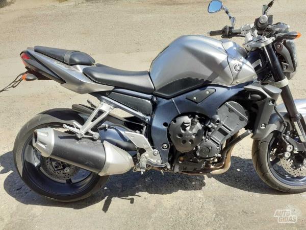 Grey Yamaha FZ1N 2007 in Panevezys, with an engine capacity of 1.00 L and mileage of 56 thousand km for 3550 €, photo 10 on AUTOMOTO.COM.LV