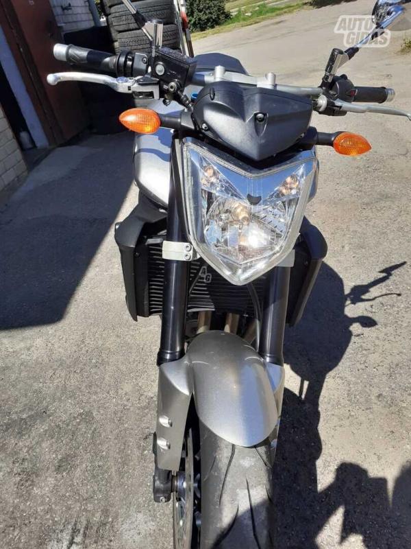 Grey Yamaha FZ1N 2007 in Panevezys, with an engine capacity of 1.00 L and mileage of 56 thousand km for 3600 €, photo 8 on AUTOMOTO.COM.LV