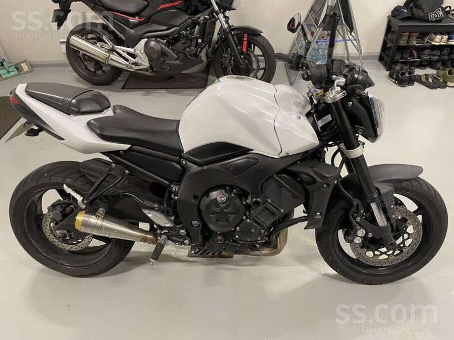 Yamaha FZ1N 2006 in Riga, with an engine capacity of 1.00 L and mileage of 0 thousand km for 2700 €, photo 4 on AUTOMOTO.COM.LV