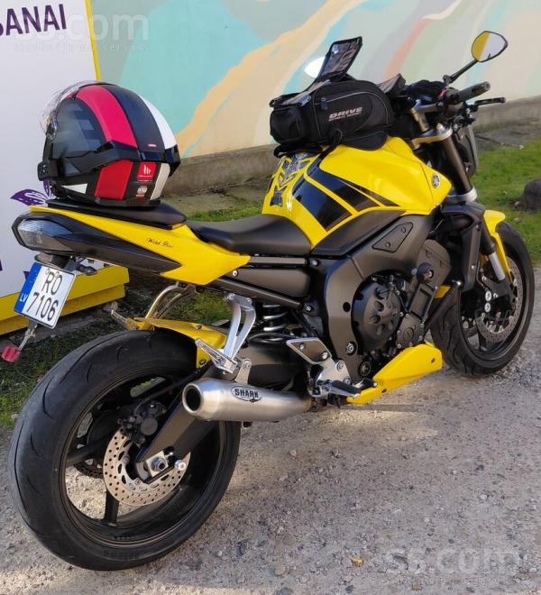 Yamaha FZ1N 2006 Cēsis, ar dzinēja tilpumu 1.00 L un nobraukumu 0 tūkst. km par 5500 €, foto 1 vietnē AUTOMOTO.COM.LV
