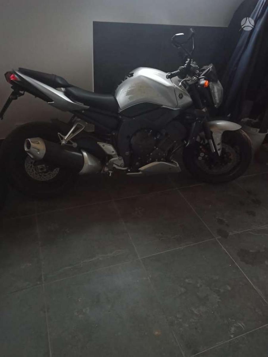 Yamaha FZ1N 2006 in Utena, with an engine capacity of 1.00 L and mileage of 18 thousand km for 3200 €, photo 1 on AUTOMOTO.COM.LV