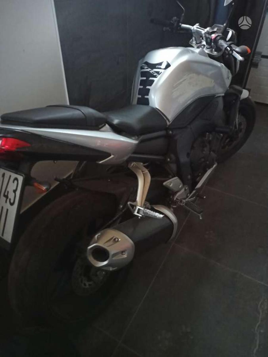 Yamaha FZ1N 2006 in Utena, with an engine capacity of 1.00 L and mileage of 18 thousand km for 3200 €, photo 3 on AUTOMOTO.COM.LV
