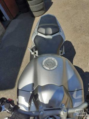 Yamaha FZ1N 2006 Panevēža, ar dzinēja tilpumu 0.00 L un nobraukumu 0 tūkst. km par 3000 €, foto 5 vietnē AUTOMOTO.COM.LV