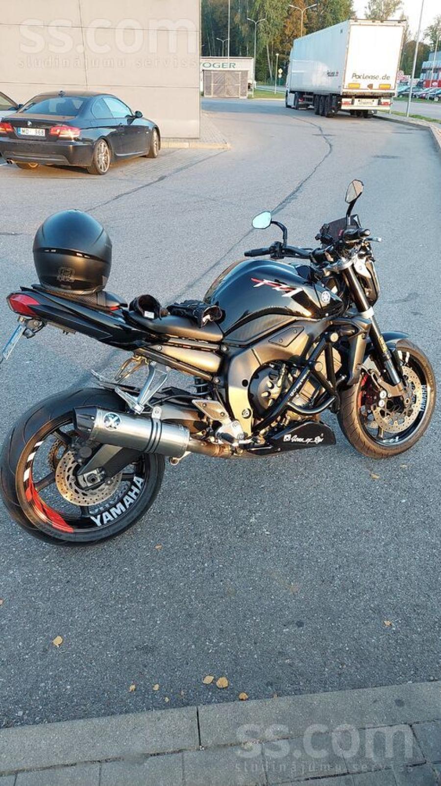 Yamaha FZ1N 2009 Rīga, ar dzinēja tilpumu 1.00 L un nobraukumu 0 tūkst. km par 6700 €, foto 3 vietnē AUTOMOTO.COM.LV