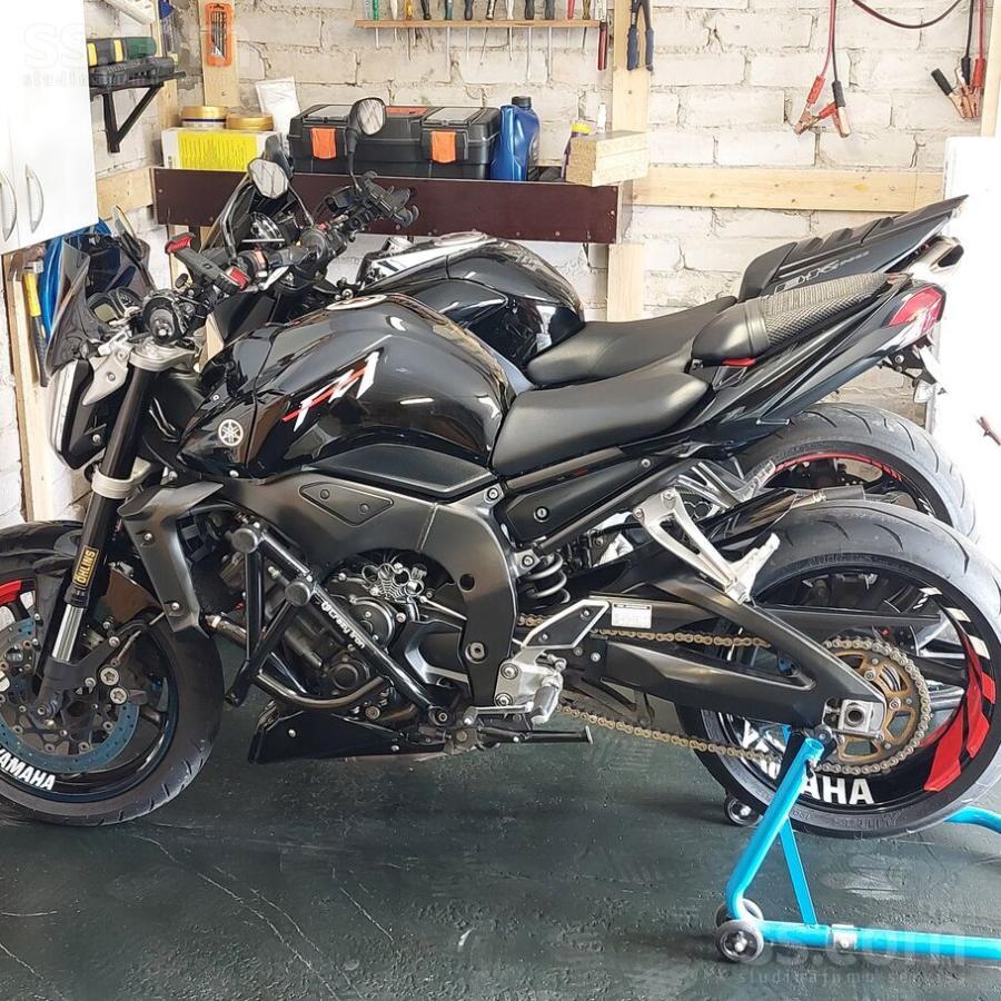 Yamaha FZ1N 2009 Rīga, ar dzinēja tilpumu 1.00 L un nobraukumu 0 tūkst. km par 6700 €, foto 4 vietnē AUTOMOTO.COM.LV