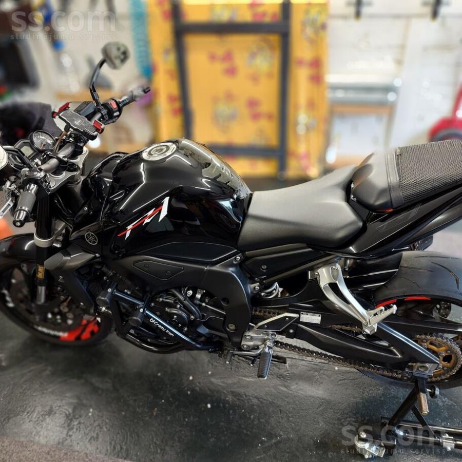 Yamaha FZ1N 2009 in Riga, with an engine capacity of 1.00 L and mileage of 0 thousand km for 6500 €, photo 4 on AUTOMOTO.COM.LV