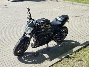 Yamaha FZ1N 2009 in Dobele, with an engine capacity of 1.00 L and mileage of 0 thousand km for 6500 €, photo 3 on AUTOMOTO.COM.LV