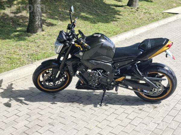 Ямаха FZ1N 2009 в Добеле, объемом двигателя 1.00 л и пробегом 0 тыс. км за 6500 €, фото 6 на AUTOMOTO.COM.LV